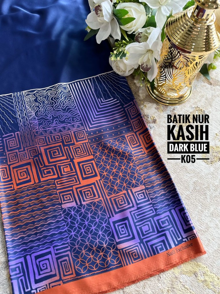 Batik Nur Kasih K05 [Dark Blue] - Naili Exclusive Legasi Batik